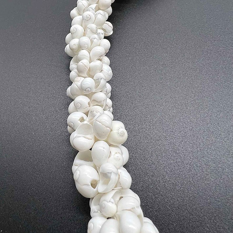 Pikake Shell Rosette Lei Details - Aloha Hula Supply